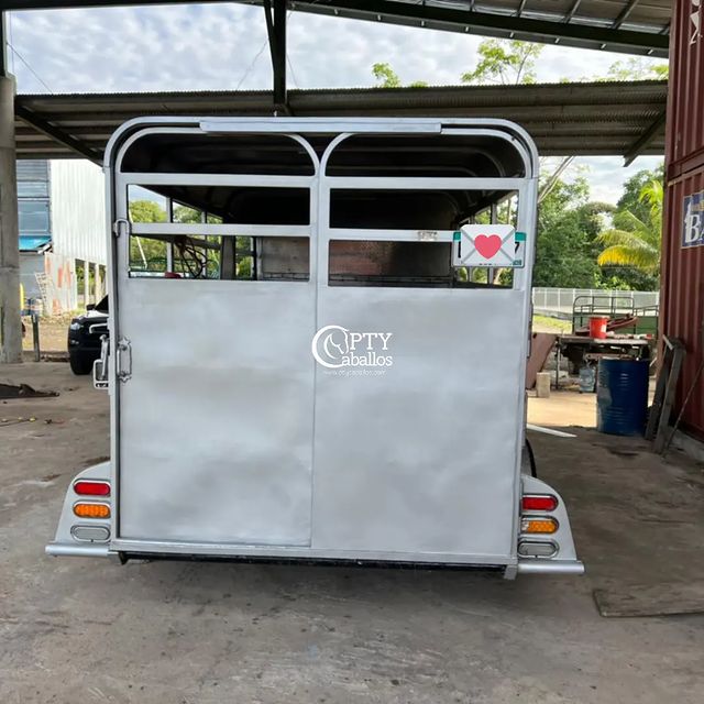 REMOLQUE – PTY Caballos